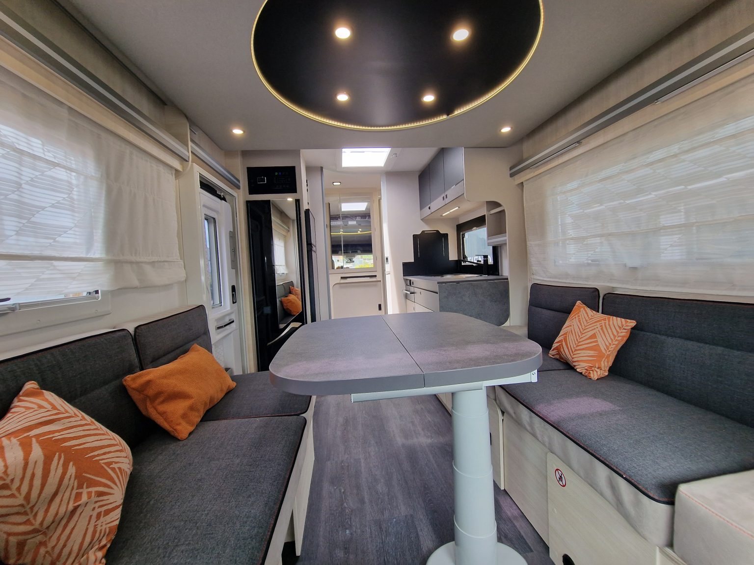 CHALLENGER 260 GRAPHITE ULTIMATE en Nomadas Life Asturias